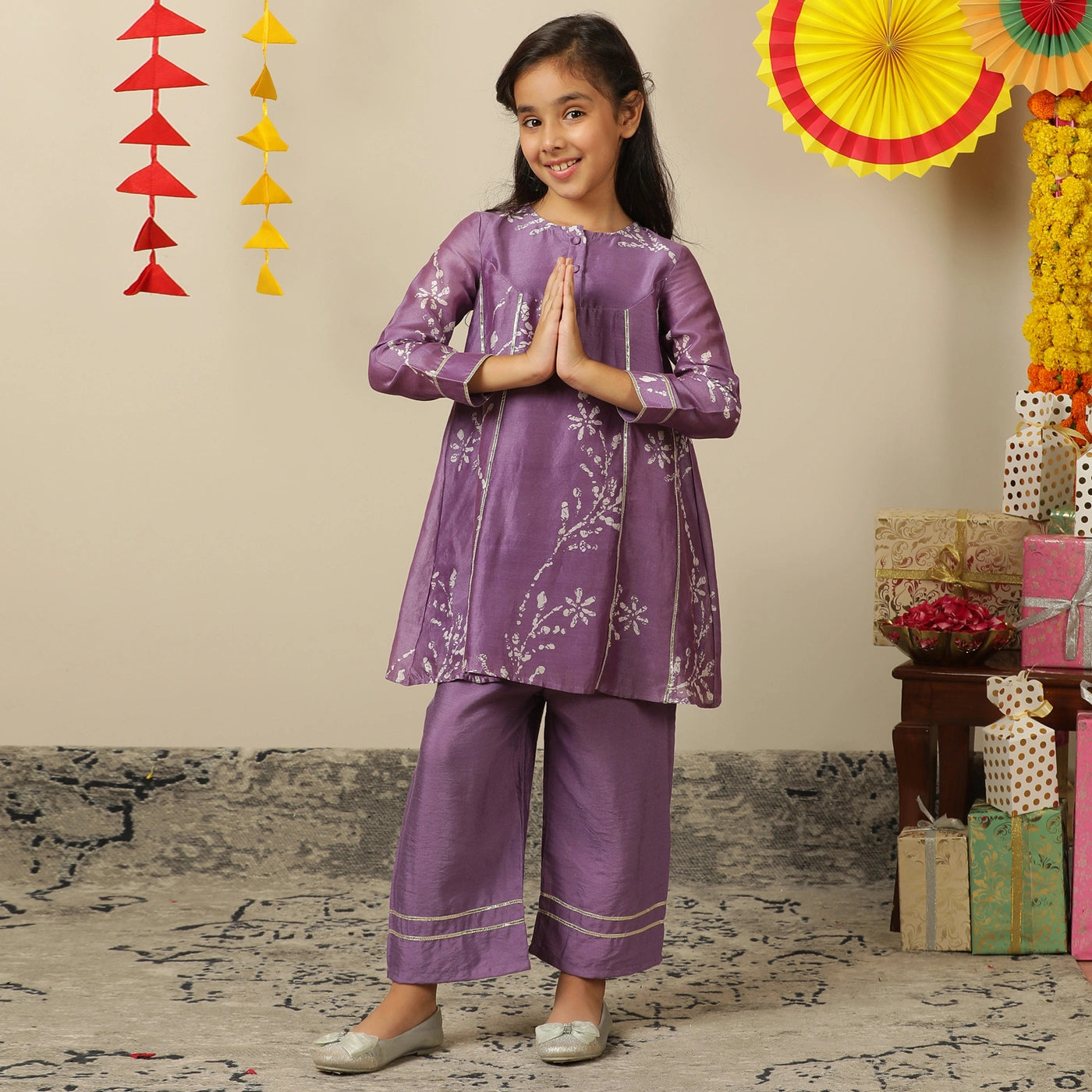 Heritage Bloom Kurti Set – POCOMICO